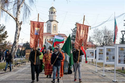 БТА Община Елин Пелин Богоявление с литийно шествие и мъжко хоро в