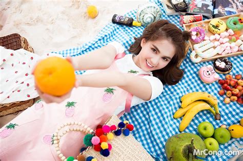 Ngoc Trinh Shows Super Hot Figure With Underwear In Hotel Photos Page