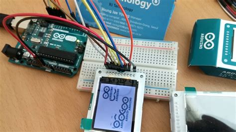 Arduino Uno 로 177인치 Spi Arduino Tft Lcd Screen 을 사용해 아두이노 로고 출력해 보기 Youtube