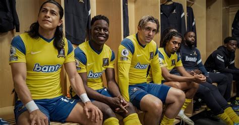 Ted Lasso Season 3 A Real World Problem Hits Afc Richmond In Episode 7