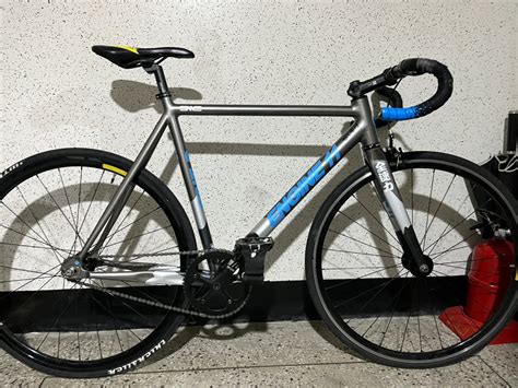 엔진11 크릿디 건메탈 대차판매 당근 중고거래