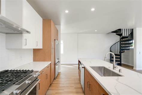 The Ridge Form Design Build