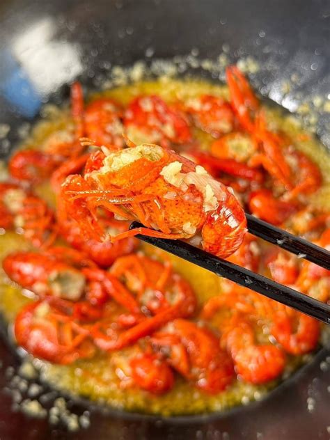 Showstopper Crayfish：garlic Butter Crayfish Recipes Hot Pot Base Factory