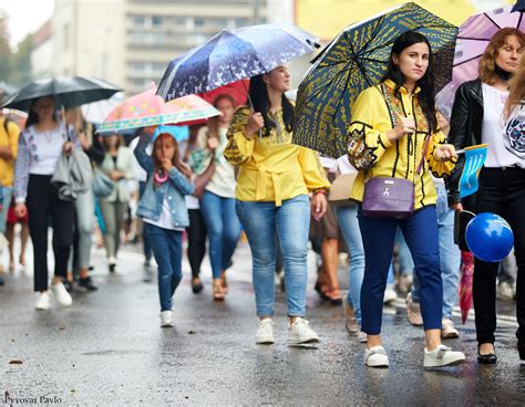 В Івано Франківську пройшла хода ровесників Незалежності України Збруч