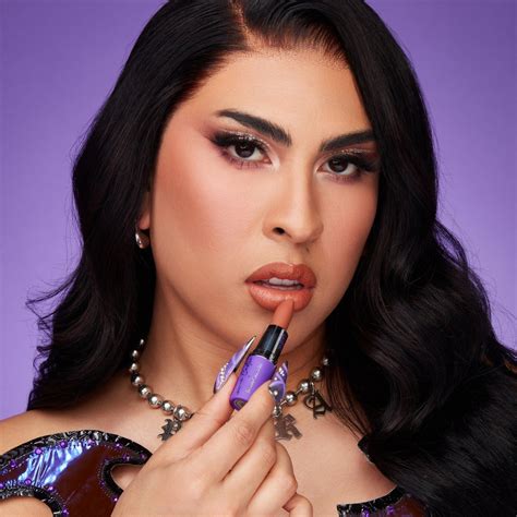 Lip Gloss Beauty Creations