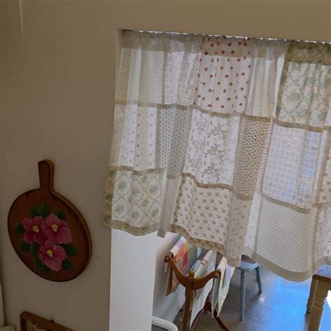 컨츄리홈 안나 고객님 요청 사이즈로 제작한 10080센티 블루로렌 패치 러너💙 마들렌식탁 포인트러너로 주문주셨어요🥰 랄프로렌 스트라이프 원단이 블루아이보리화이트