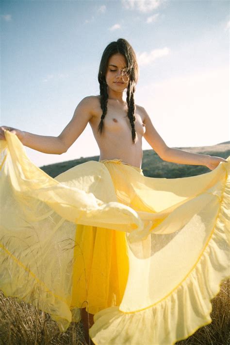 Rachael Lange Topless Photos TheFappening
