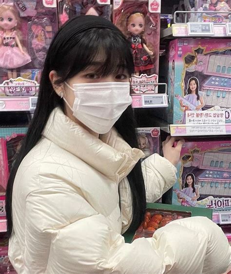 Pin By 2000 On ꒰ ⌗ Girl Ports ꒱ Cute Girl Pic I Love Girls Cute