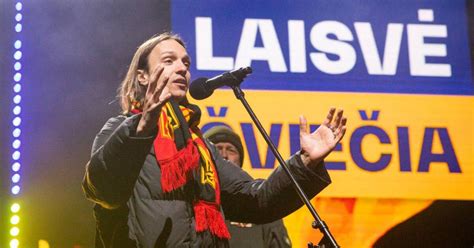 Olegas Šurajevas Uždaro Paramos Ukrainai Fondą