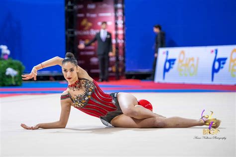 Стиляна Николова е втора а Ева Брезалиева четвърта на СК в Баку Стадион