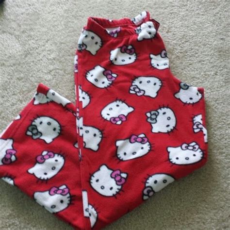 Cozy Hello Kitty Sleepwear Pj Set