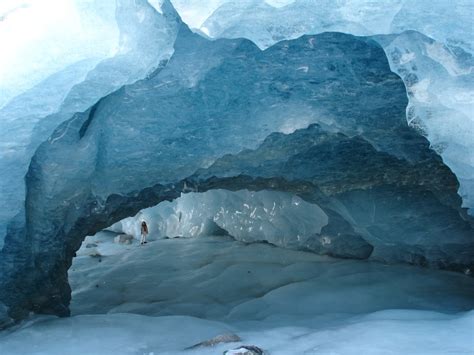 27 Amazing Glacial And Ice Caves From Around The World Architecture
