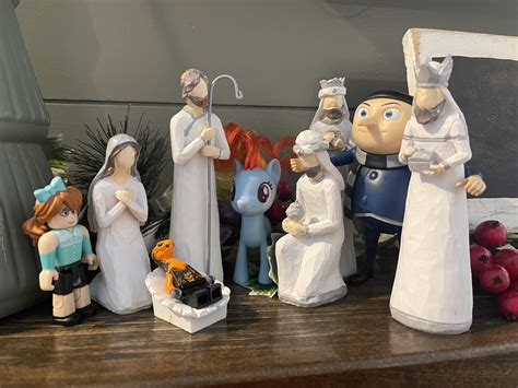 Ill Keep Adding Things To Our Nativity Scene Until My Wife Finds Out