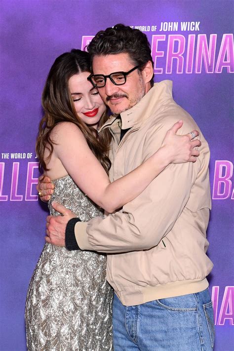 Ana De Armas Pedro Pascal Y Keanu Reeves Celebraron El Estreno De