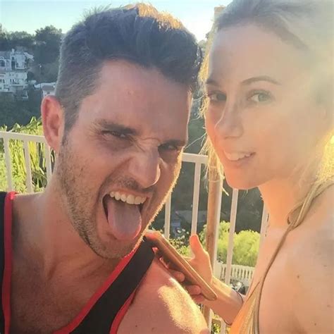 50 Iliza Shlesinger Sexy And Hot Bikini Pictures Woophy