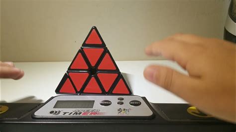 Pyraminx 12 Moves In Slow Motion Youtube