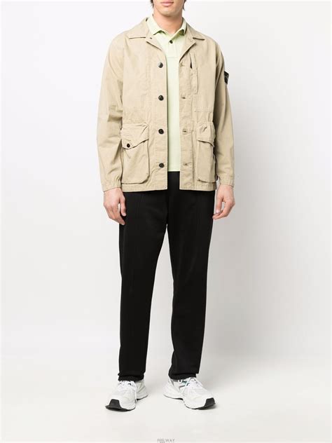 Stone Island 자켓 22fw 스톤아일랜드 와펜 로고 패치 버튼 베이지 재킷 7615 원래 명품은 필웨이 Feelway