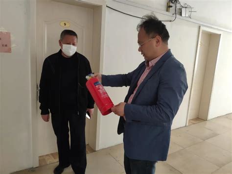 海州街道：古楼社区开展群租房安全隐患排查