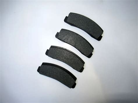 2121-3501090 Колодка тормозная ВАЗ-НИВА 2121-3501090 передняя (Комплект ...