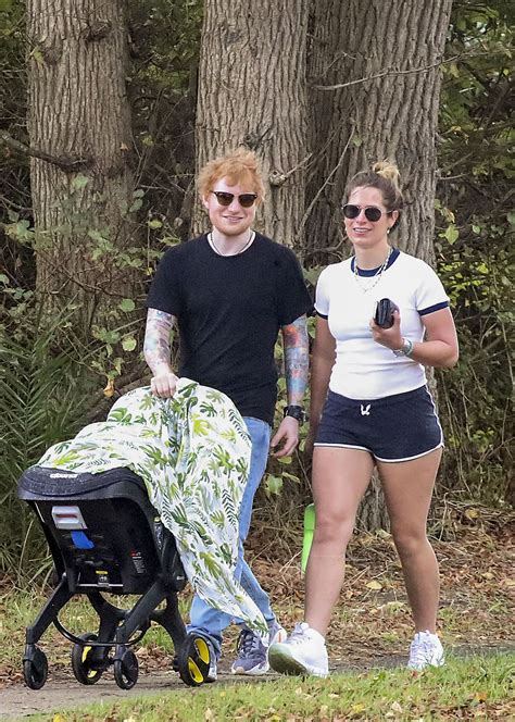 Ed Sheeran Cherry Seaborn Head Out For A Walk With Their Daughter 32 Fotoğraflar çıplak ünlü