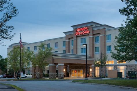Hotels In Lowell Ma Find Hotels Hilton