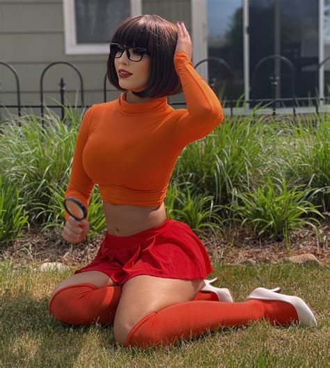 Dressing Up As The Infamous Velma Dinkley Mademlush Rcosplaynation