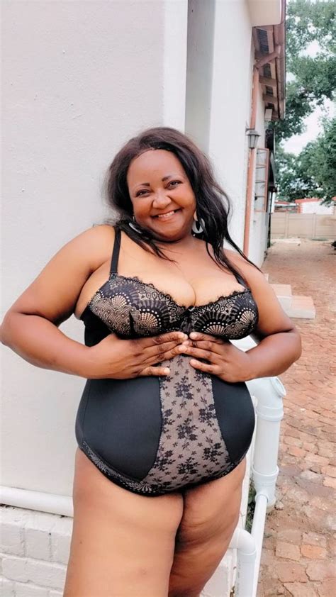 Female Profile And Live Cam Show Luxuretvlife