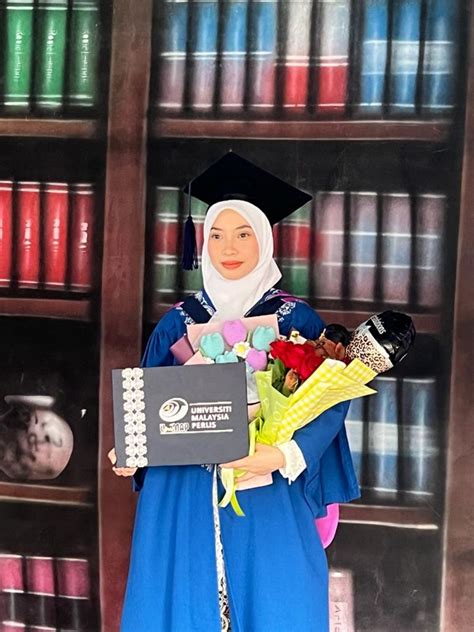 Nur Husnina On Linkedin Graduationday