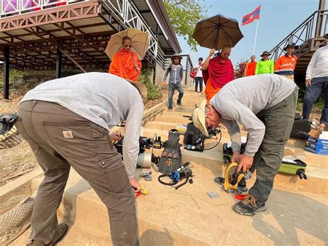 ລາວ ไทย ລາວ ไทย Added A New Photo