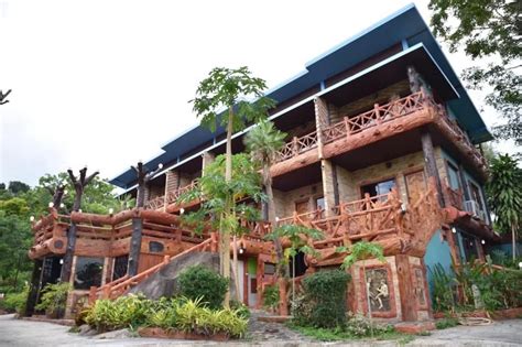 11 ที่พักเขายายเที่ยง 2024 โคราช ที่พักเปิดใหม่ วิวกังหันลม ราคาหลักร้อย