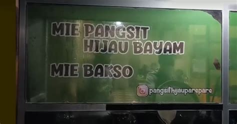 Lezatnya Mie Pangsit Ijo Tri Lestari Di Parepare Terbuat Dari Daun