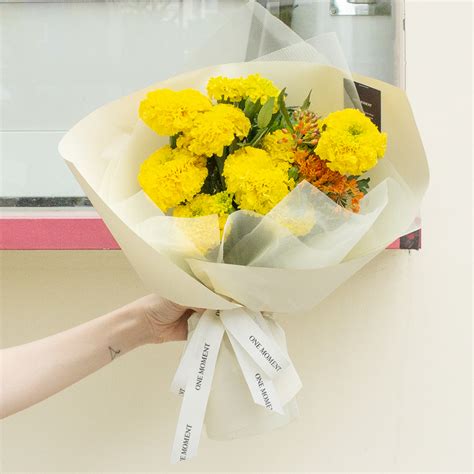 옐로우 메리골드 원모먼트