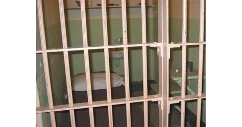 Изнасилвач на 11 годишно момче получи 4 години затвор