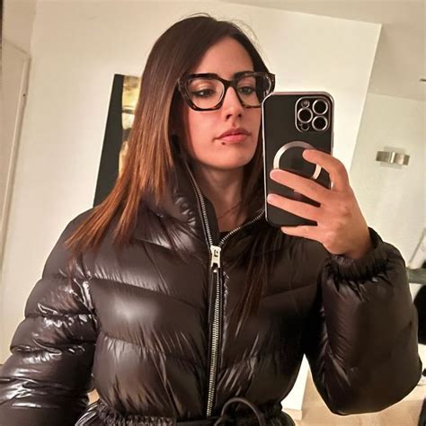 Melaniie C On Threads