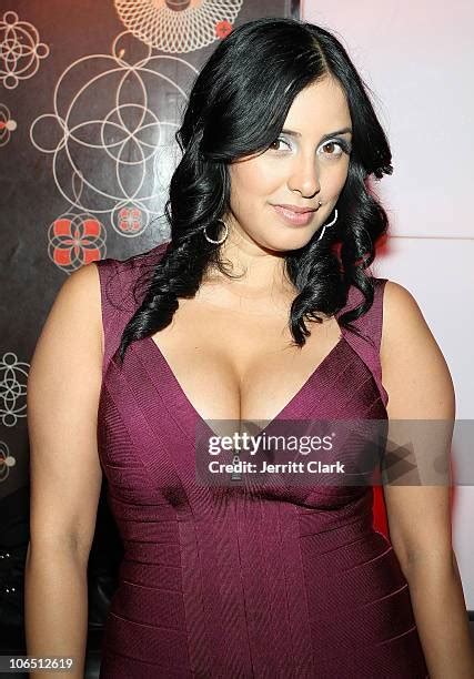 34 Hennessy Latin Grammy Cocktails Unveiling Laura Stylez Birthday