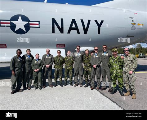 Members Of Patrol Squadron Nines Combat Air Crew Six Cac 6 Pose