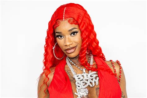 Sexyy Red Wins Female Rapper Of The Year For Xxl Awards 2024 977 The