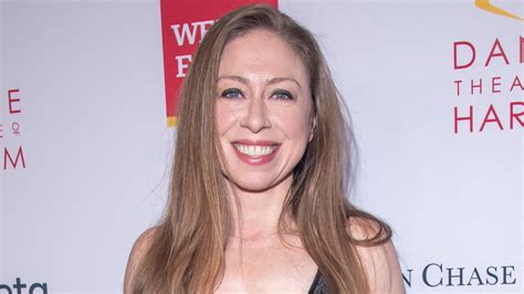 Heres What Chelsea Clinton Looks Like Without Makeup