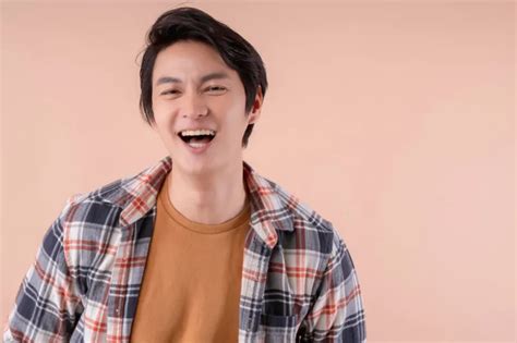 10 ทรงผมทูบล็อค Two Block แบบสั้น ยาว ไว้มัดใจสาวในปี 2025