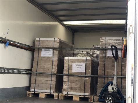 Бюлетините за изборите пристигнаха във Враца снимки