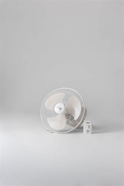 พัดลมโคจร 16 นิ้ว Cf 587 Sinsomboon Trading