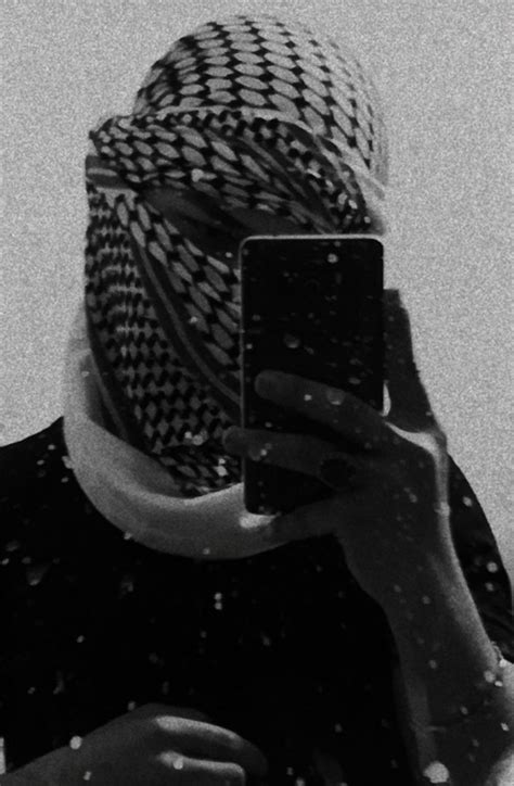 Pin By Black On Wallpaper Iphone Cute Selfie Ideas Diy Soy Candles