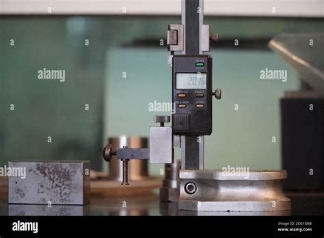 Caliper Height Gauge On Surface Plate And Measure The Product Size On