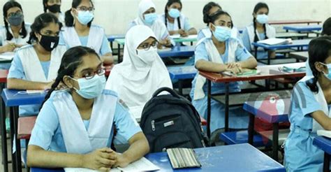 স্কুলে ভর্তির আবেদন শুরু আজ এবারও লটারিতে