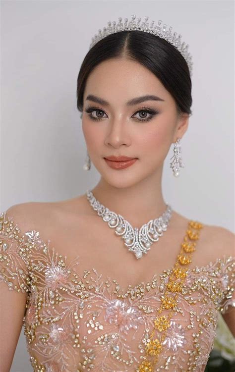 🇰🇭 កម្ពុជា 🇰🇭 Luxuries Cambodian Bridal Dresses ⚜️ Cambodia Traditional Wedding Costumes ⚜️ Nel 2024