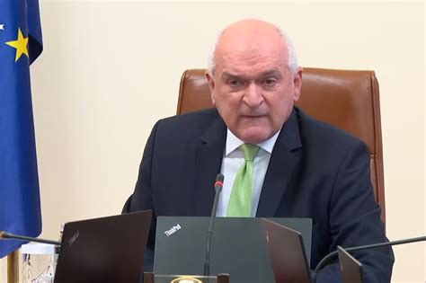 Главчев разпореди незабавни мерки за гарантиране на безпроблемното преминаване на границата при