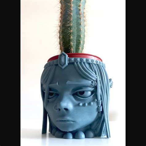 Файл Stl Скульптура головы гоблина эльфа Принц в цветочном горшке 👾・3d печать дизайна для