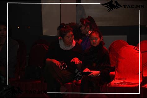 Загвар өмсөгч С Төгсийн хайрууд ТАС МН