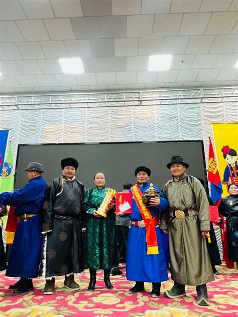 Бууцагаан Өлзийт 3 дугаар багийн Сумын аварга малчин Мягмарын Ганхуяг Дондовын Алтангадас нар