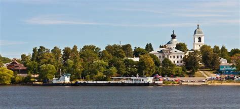 Города Золотого кольца сколько их какие входят в маршрут чем интересны